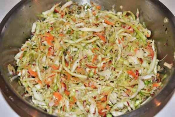 Best Mediterranean Cabbage Salad Recipe-Timea's Kitchen