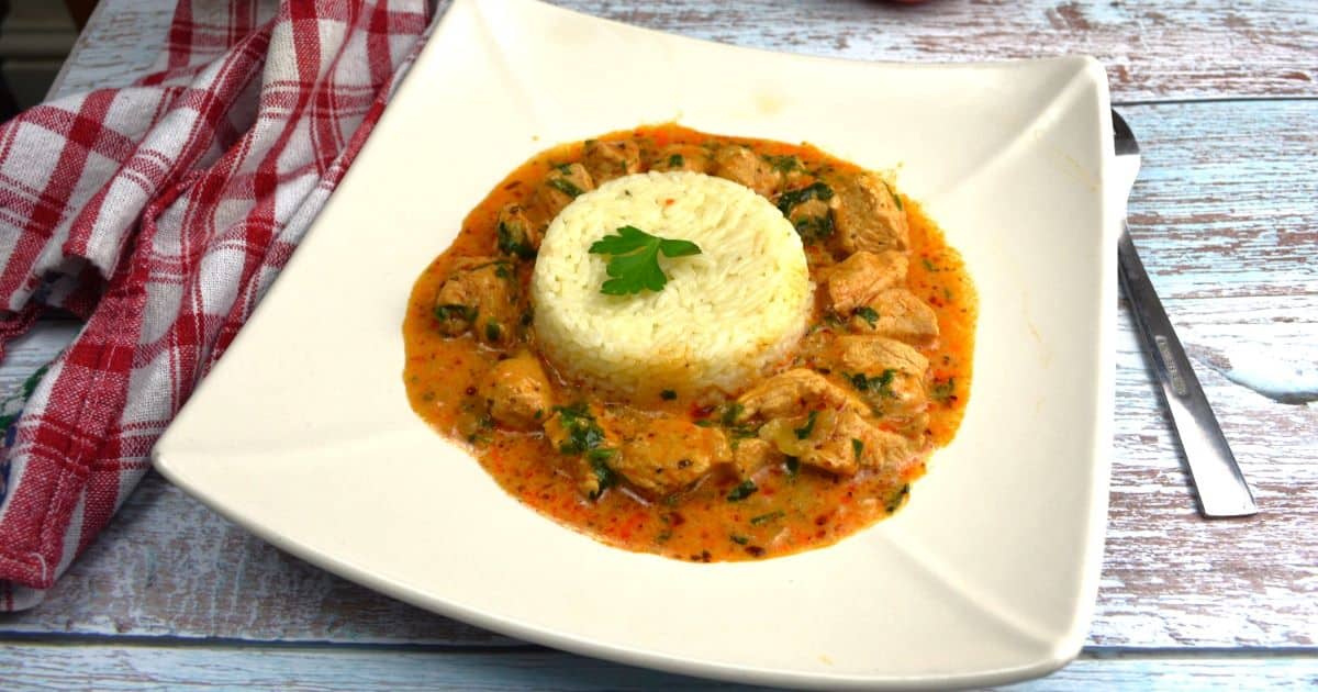 Easy Turkey Paprikash Recipe-A Perfect Weeknight Meal